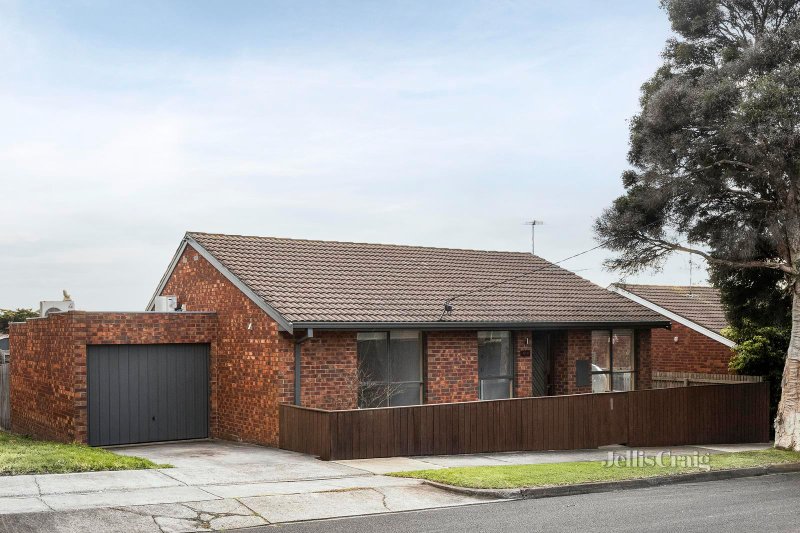 2/131 Oakover Road, Preston, VIC 3072 - House for Sale