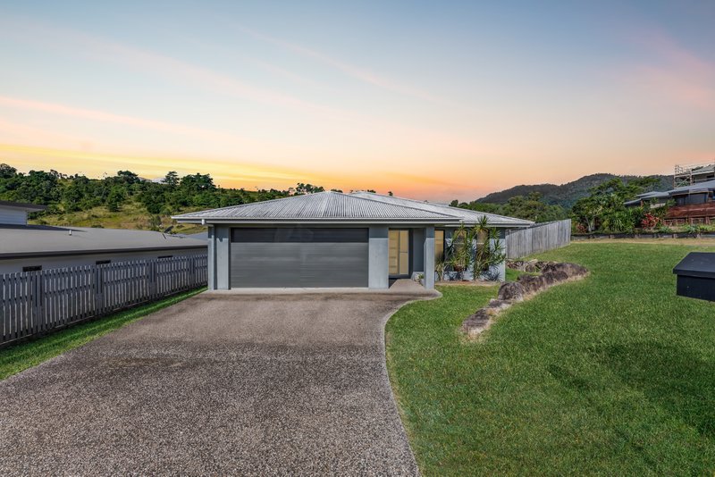 25 Fairweather Road, CANNONVALE QLD 4802
