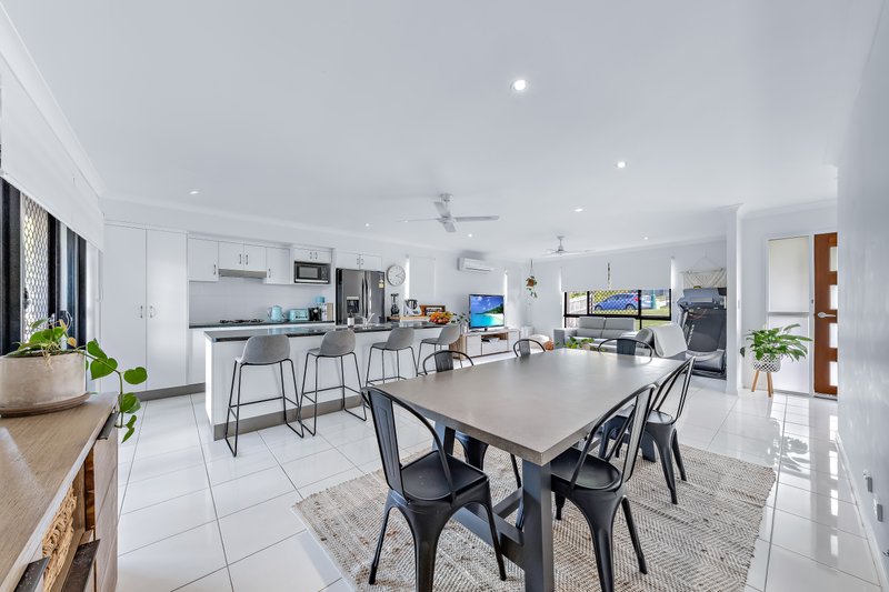 26 Fairweather Road, CANNONVALE QLD 4802