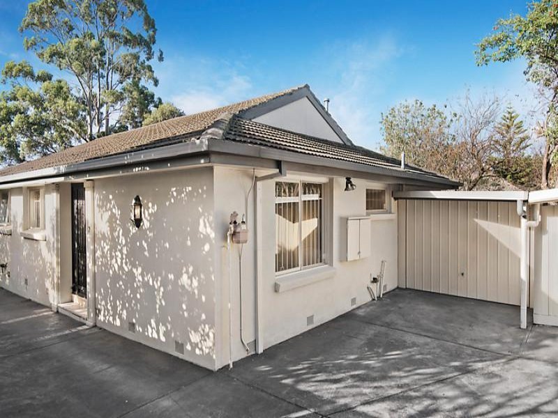 2/77 Harp Road, Kew East, VIC 3102 - House for Sale