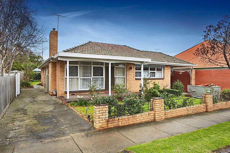 2A Braemar Street, Essendon, VIC 3040 - House for Sale