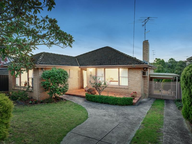 33 Cuthbert Street, Bulleen, VIC 3105 - House for Sale