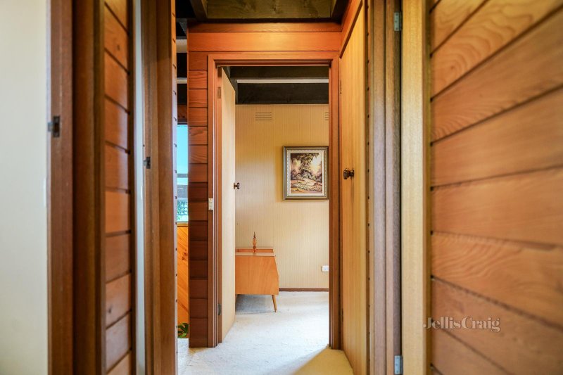 4-6 Brian Road, Woodend, VIC 3442 - House for Sale