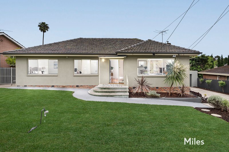 47 Castleton Road, Viewbank - 4 bed, 2 bath House for Sale