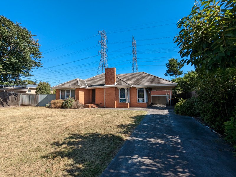 48 Johnson Drive Glen Waverley -Roger Davis