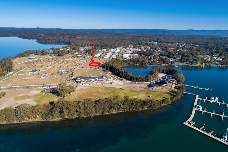 48 Trinity Point Drive Morisset Park NSW 2264