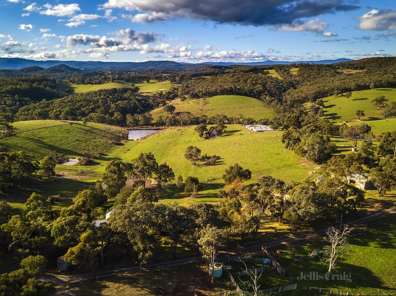 5 Rob Roy Road, Smiths Gully, VIC 3760 - House for Sale
