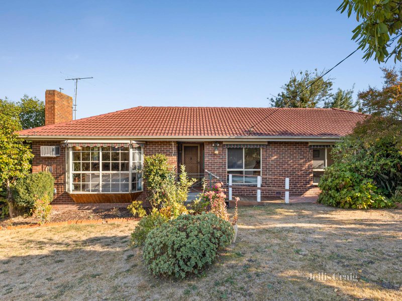 5 Scarlet Ash Drive, Templestowe Lower, VIC 3107 - House for Sale