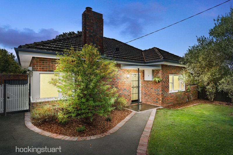 7 David Street, Box Hill South, VIC 3128 - House for Sale