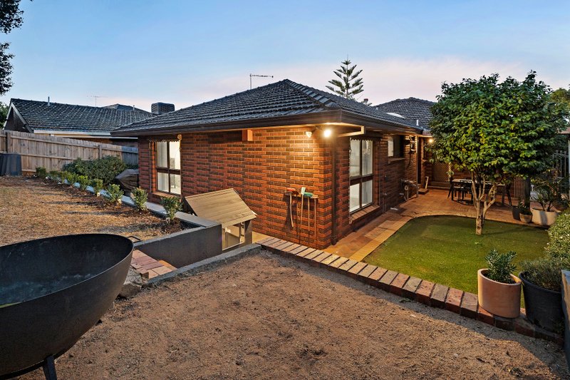 7 Moorna Drive, Airport West, VIC 3042 - House for Sale