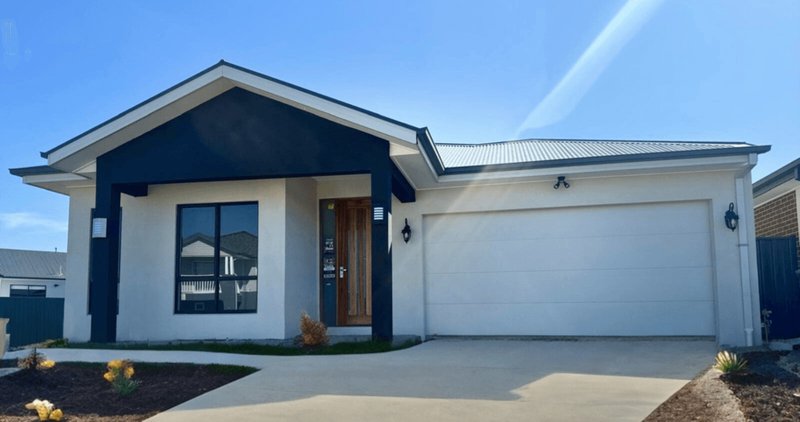 71 Borthwick Parade, CLYDE NORTH VIC 3978