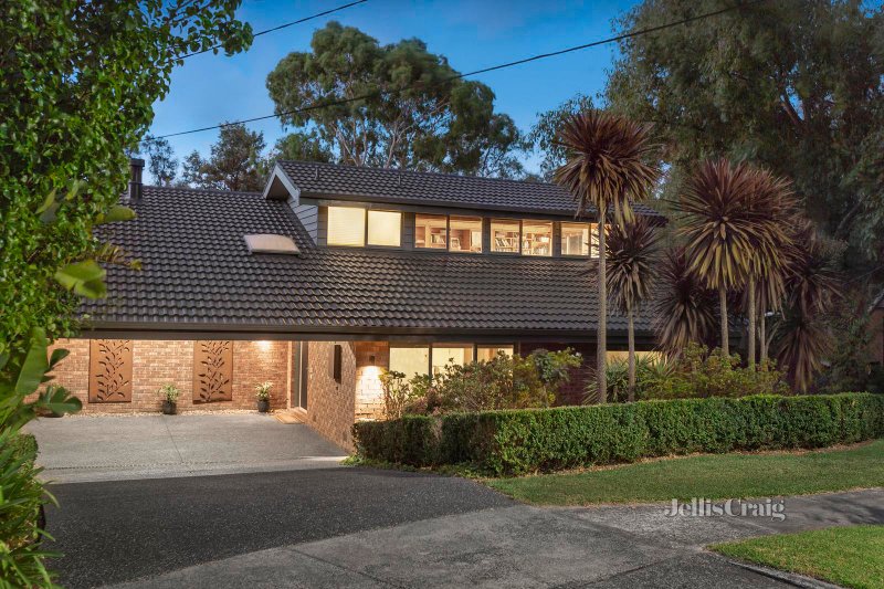 8 Pear Court, Burwood East, VIC 3151 - House for Sale