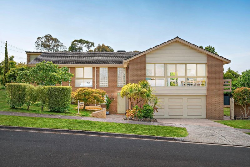 8 Wellesley Road, Glen Waverley, VIC 3150 - House for Sale
