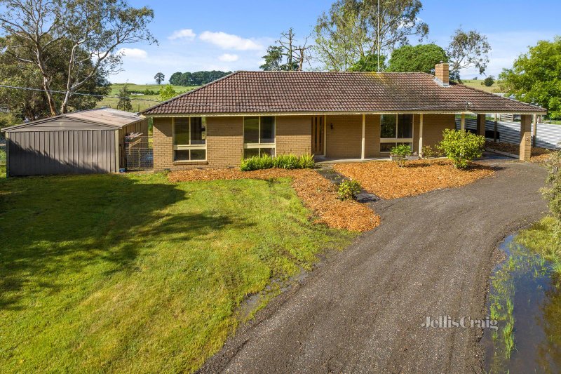 976 Smythesdale Snake Valley Road, Snake Valley, VIC 3351 - House for…