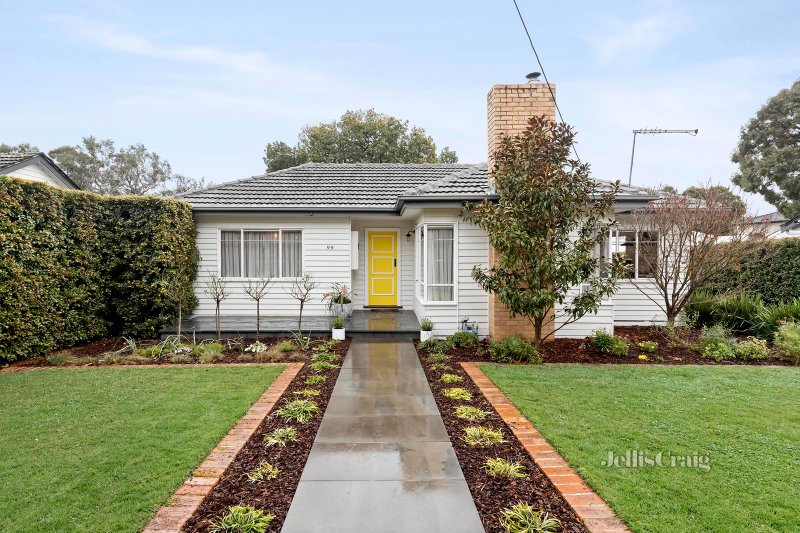 99 Eastfield Road, Croydon, VIC 3136 - House for Sale