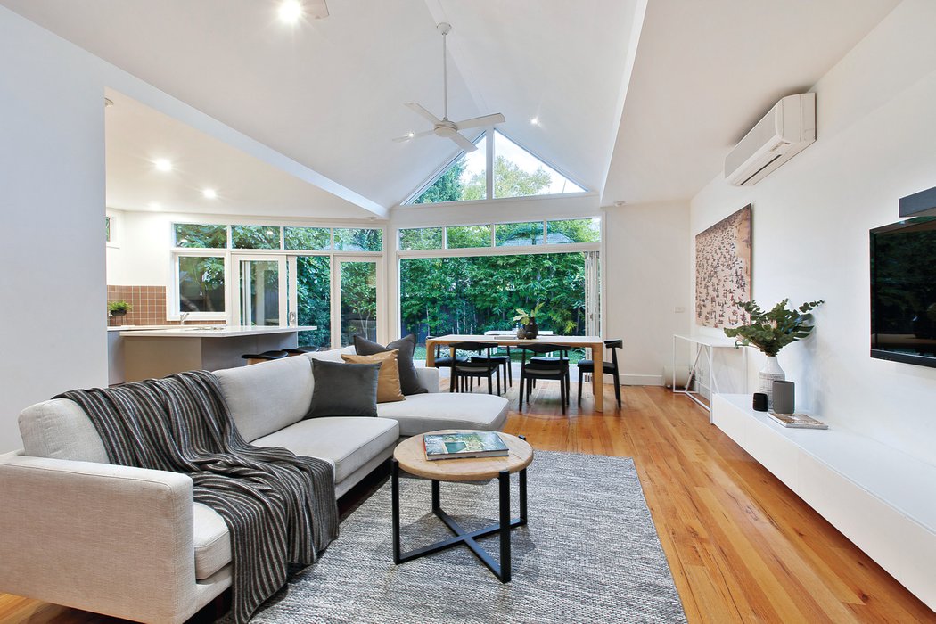 33 Charles Street St Kilda 644642 | Marshall White