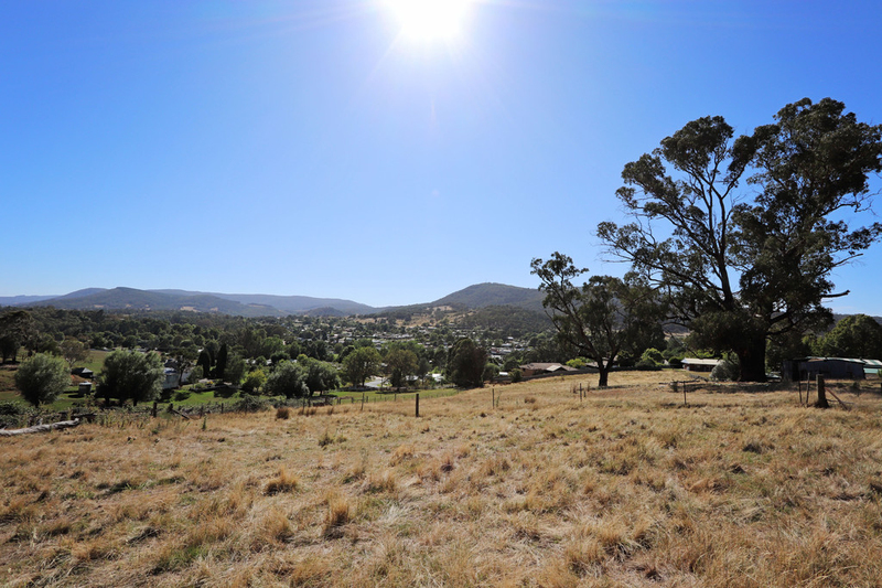 1 Wongal Street TUMBARUMBA NSW 2653 1 Wongal Street TUMBARUMBA NSW 2653