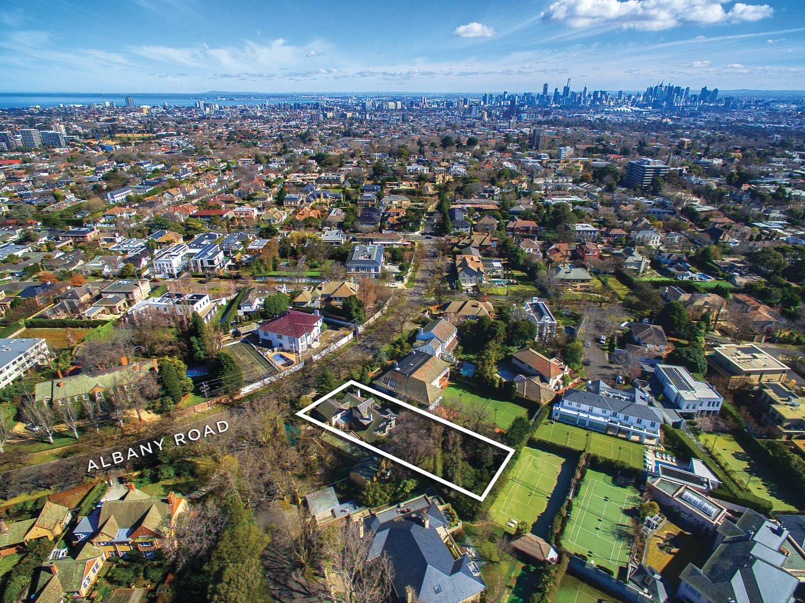 30 Albany Road Toorak - Marshall White