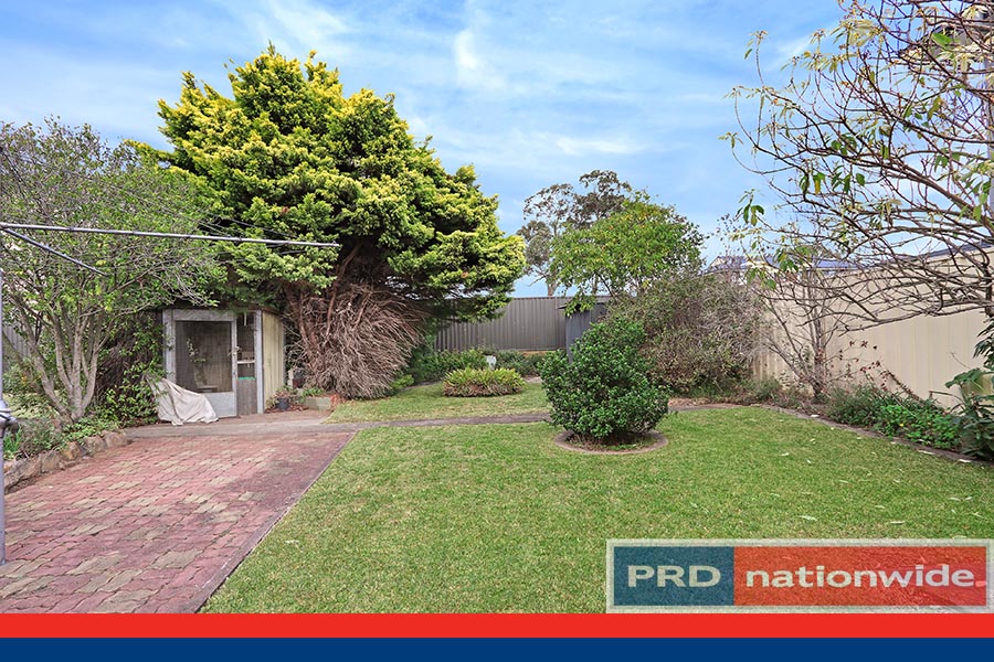 40 Victor Avenue PICNIC POINT NSW 2213