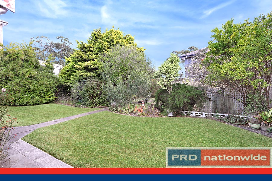 40 Victor Avenue PICNIC POINT NSW 2213