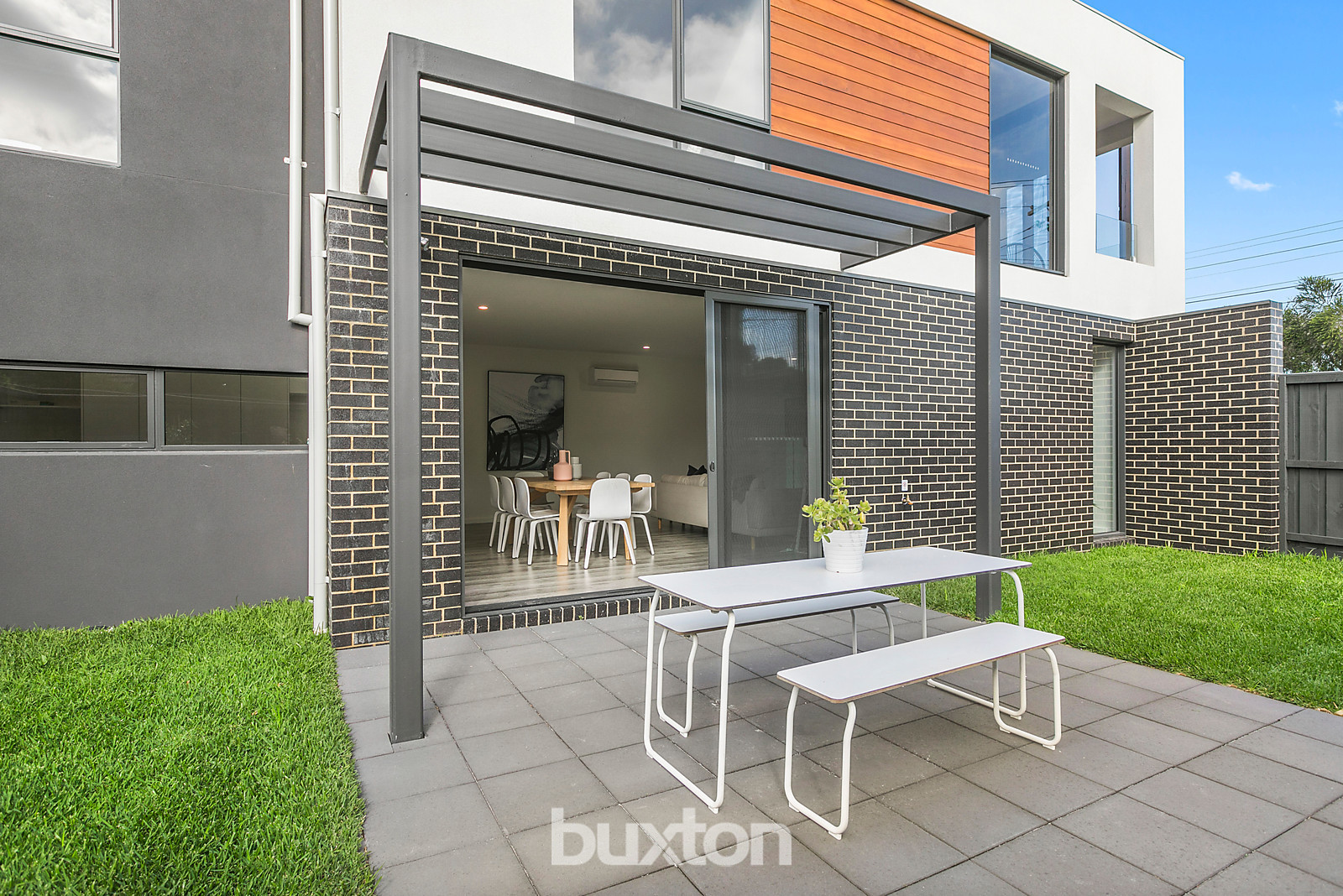 93B Nepean Highway, Mentone VIC 3194 - Buxton 2020